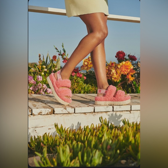 UGG | Shoes | Ugg Oh Fluffita Pink Rose Shearling Platform Sandal Shoe ...